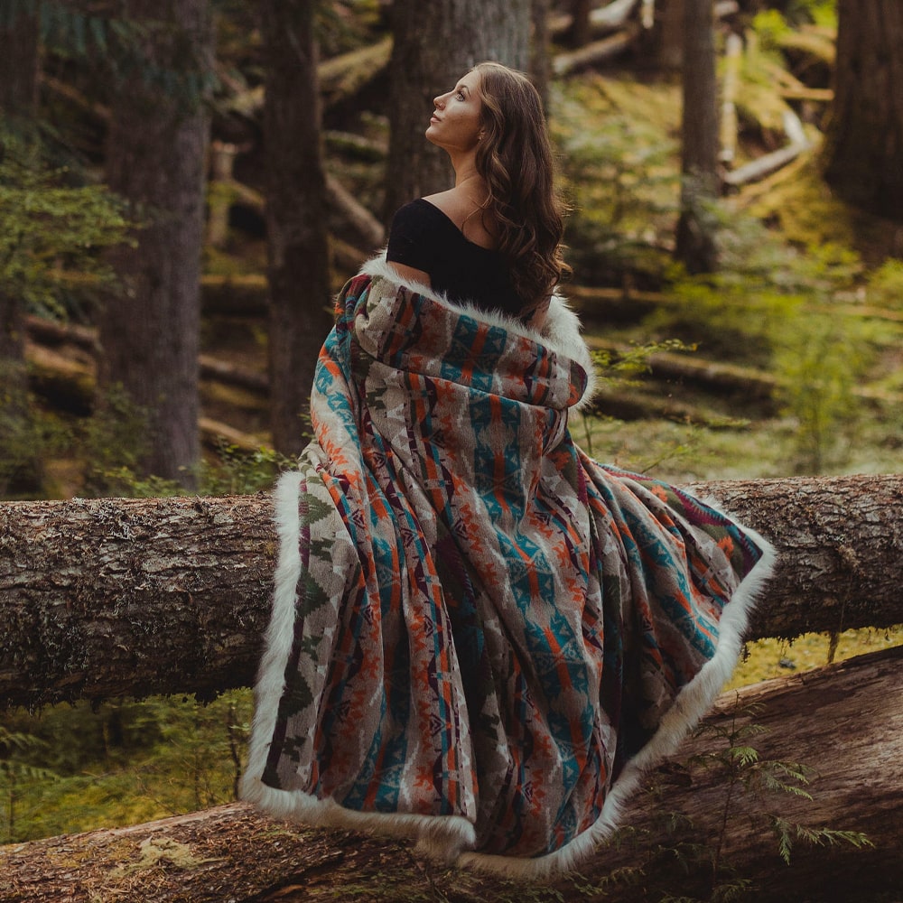 Turquoise Rain Dance Faux Fur Blanket – Anifurry